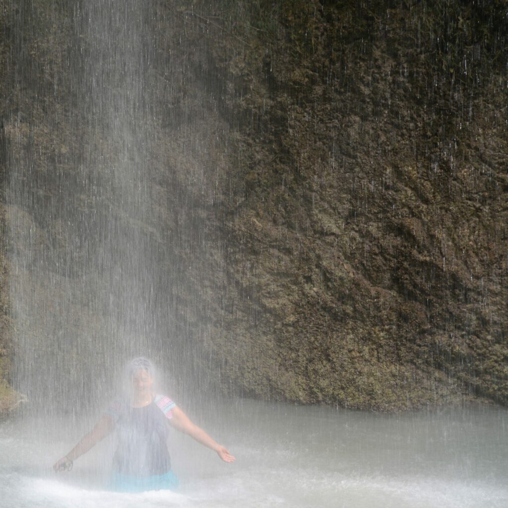 Tumalog Falls (Oslob, Philippines) | Choose Your Adventure