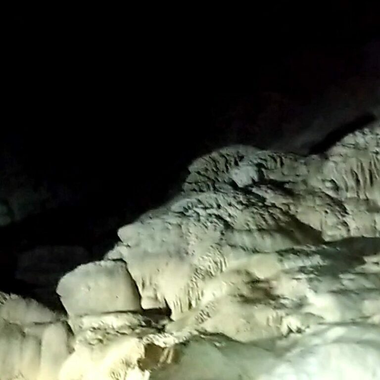 Hang Tien Cave (Phong Nha-Ke Bang National Park, Vietnam) | Choose Your ...