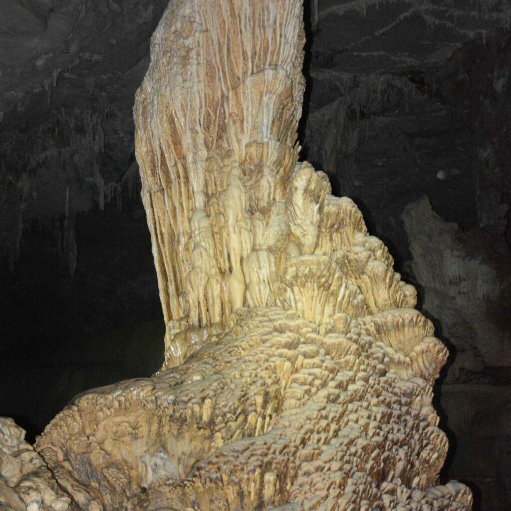 Hang Tien Cave (Phong Nha-Ke Bang National Park, Vietnam) | Choose Your ...